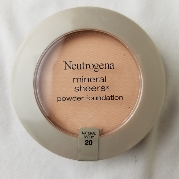 Neutrogena | Makeup | Neutrogena Mineral Sheers Powder Foundation ...
